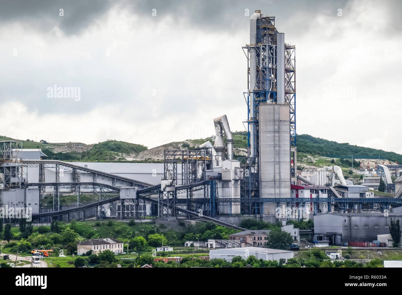 Big cement factory. Nizhnebakansky cement plant Stock Photo - Alamy