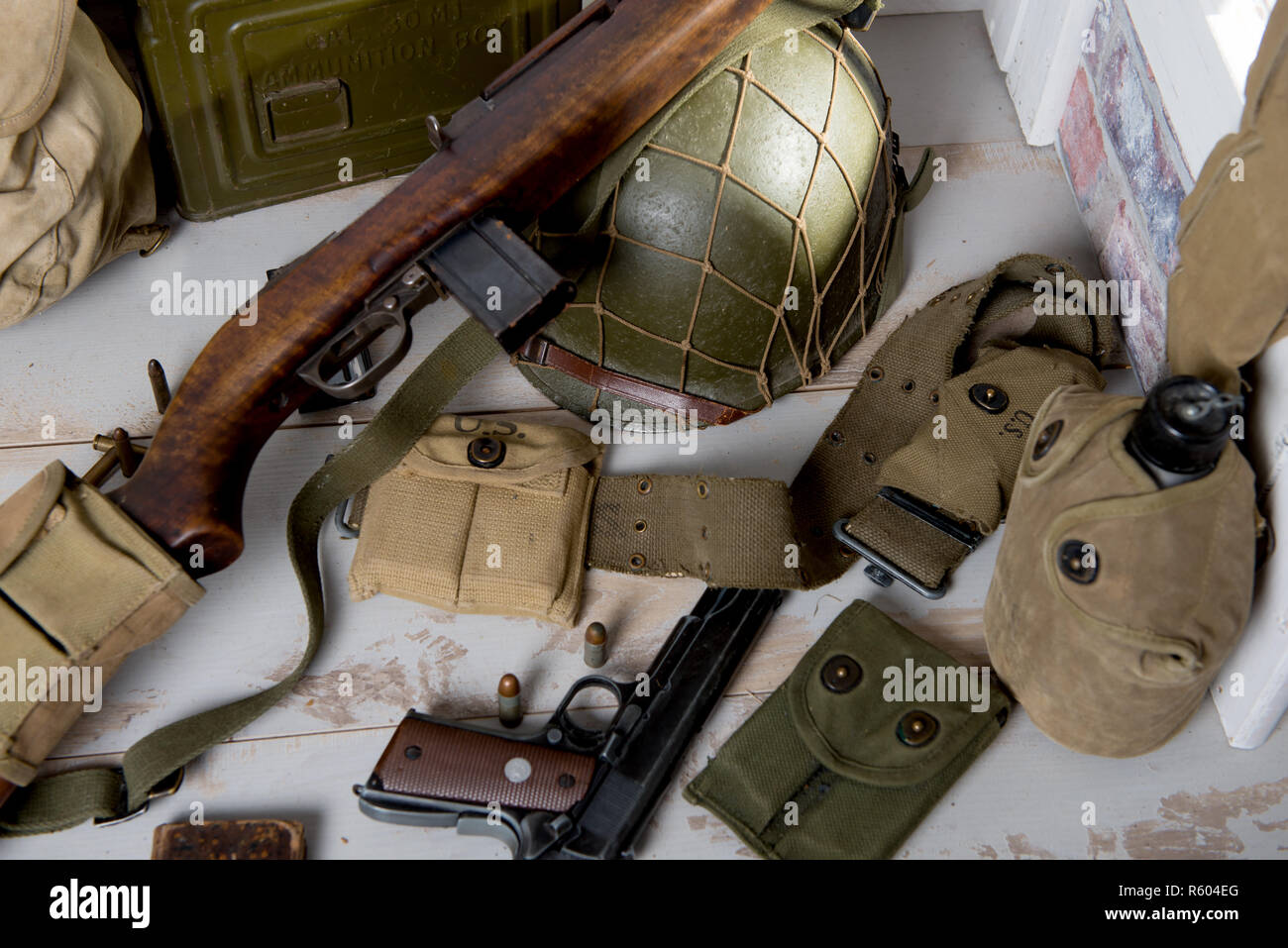 U.S. military equipment and weapons of World War II Stock Photo - Alamy