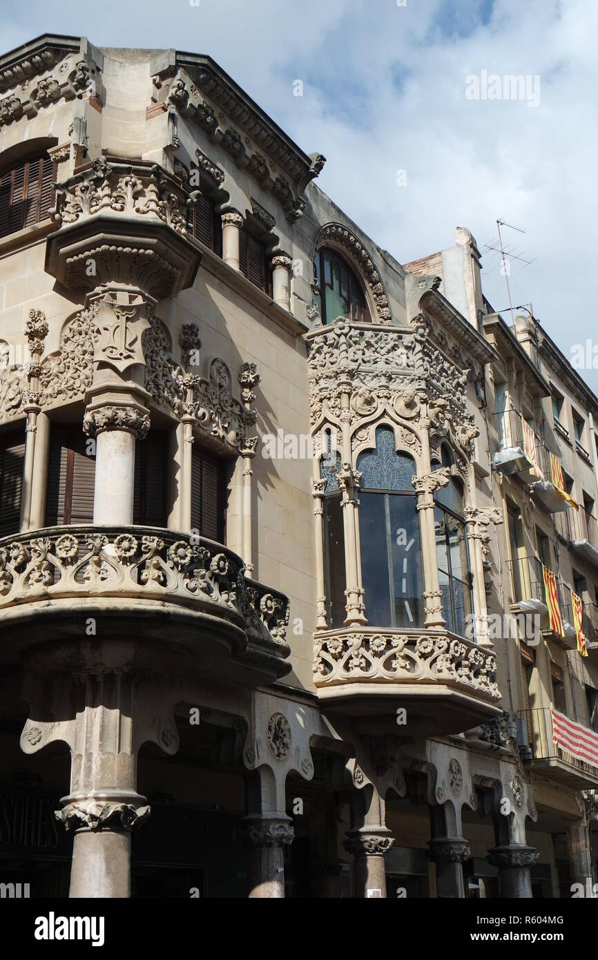 old town architecture in reus,catalonia Stock Photo - Alamy