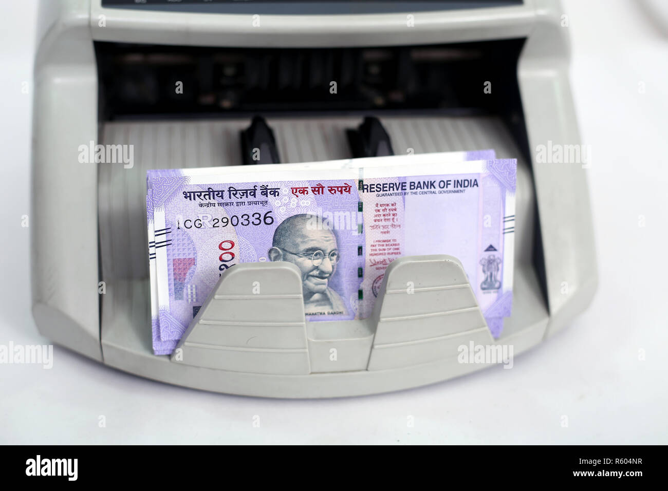 New savings bank counting machine hi-res stock photography and images ...