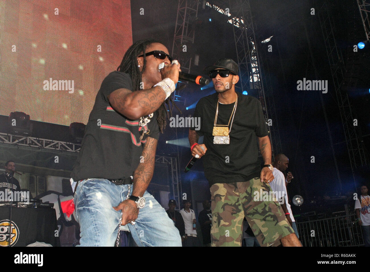 Swizz beatz wayne hi-res stock photography and images - Alamy