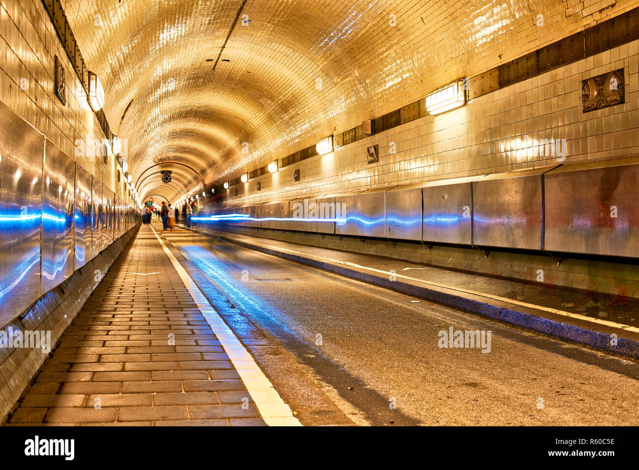 hamburg - old elbtunnel Stock Photo - Alamy