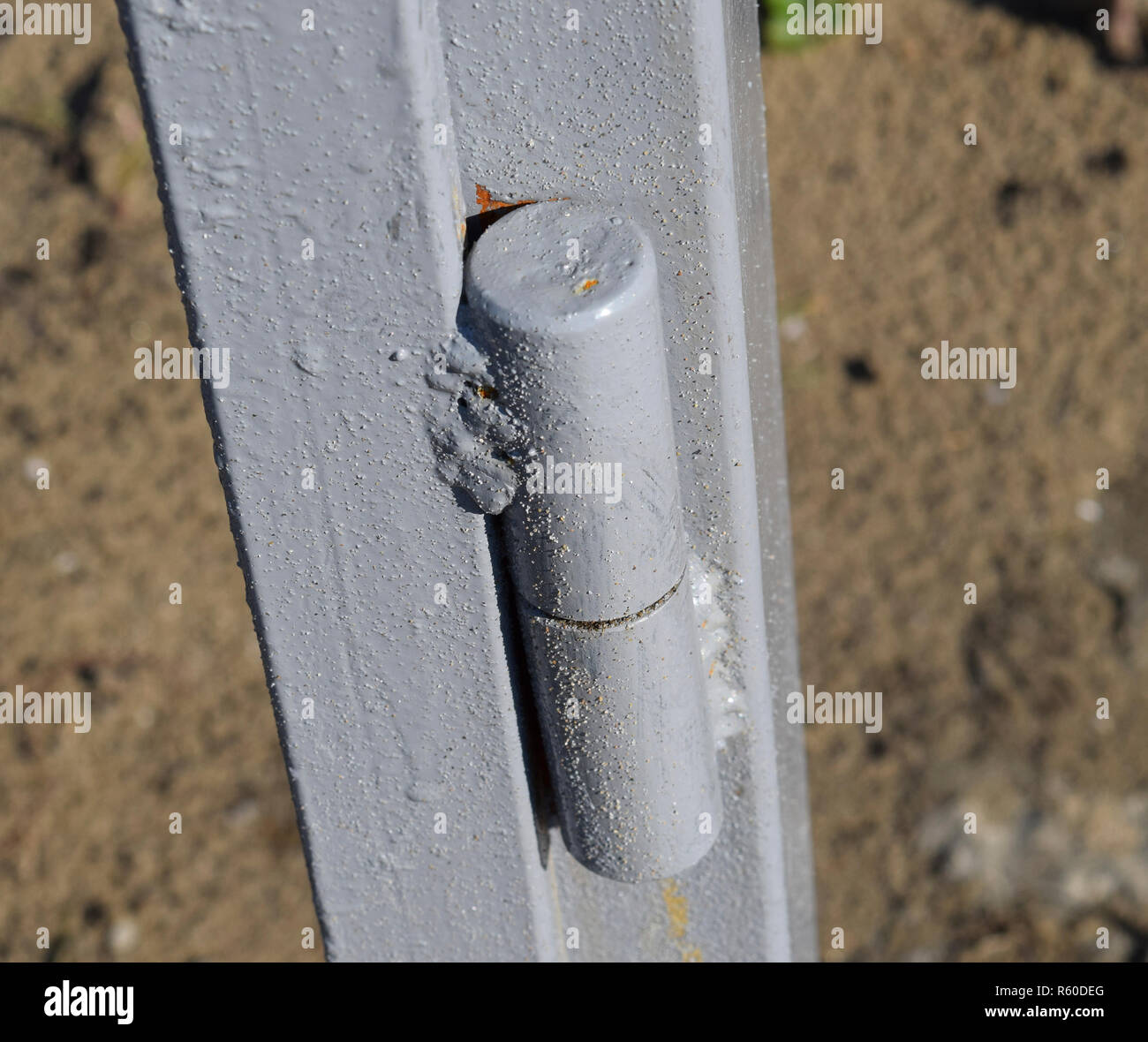 Padlock loops hi-res stock photography and images - Alamy