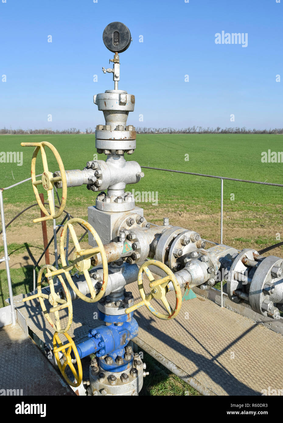 The equipment and technologies on oil fields. Oil well Stock Photo - Alamy