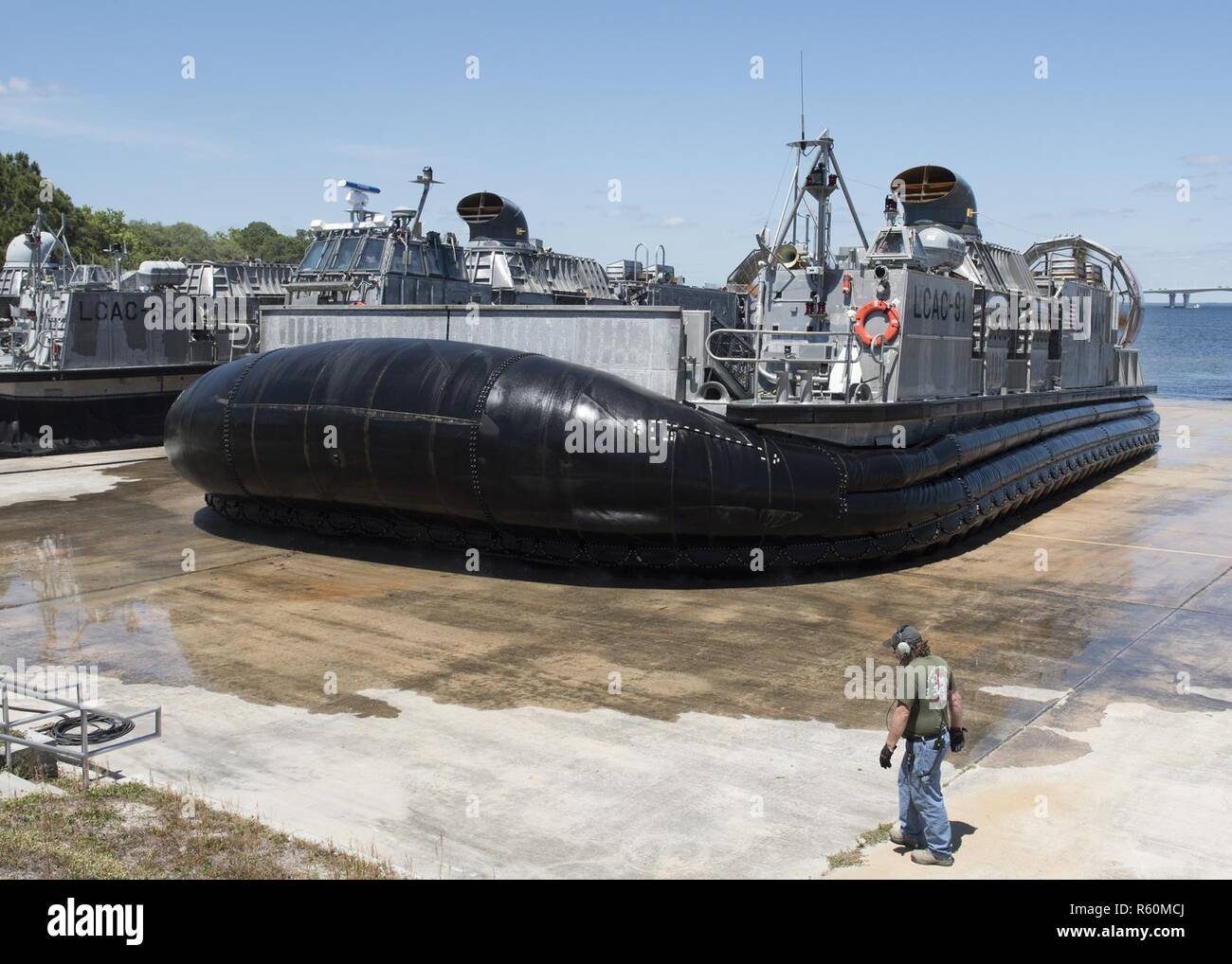 Navsea warfare centers hi-res stock photography and images - Alamy