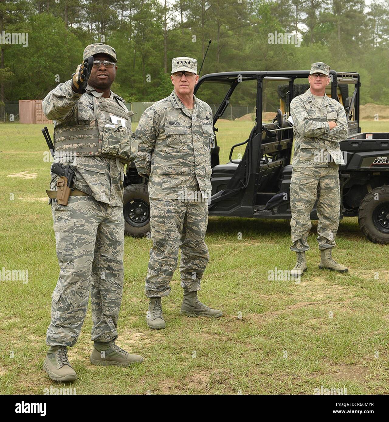 5th combat communications group hi-res stock photography and images - Alamy