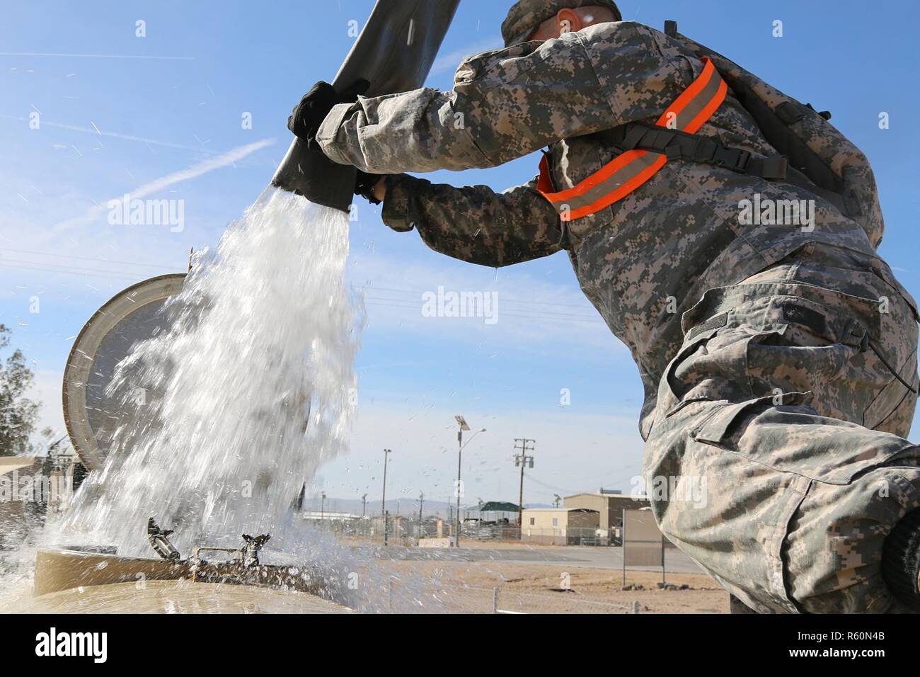 Us Army Water Tank Stock Photos & Us Army Water Tank Stock Images - Alamy