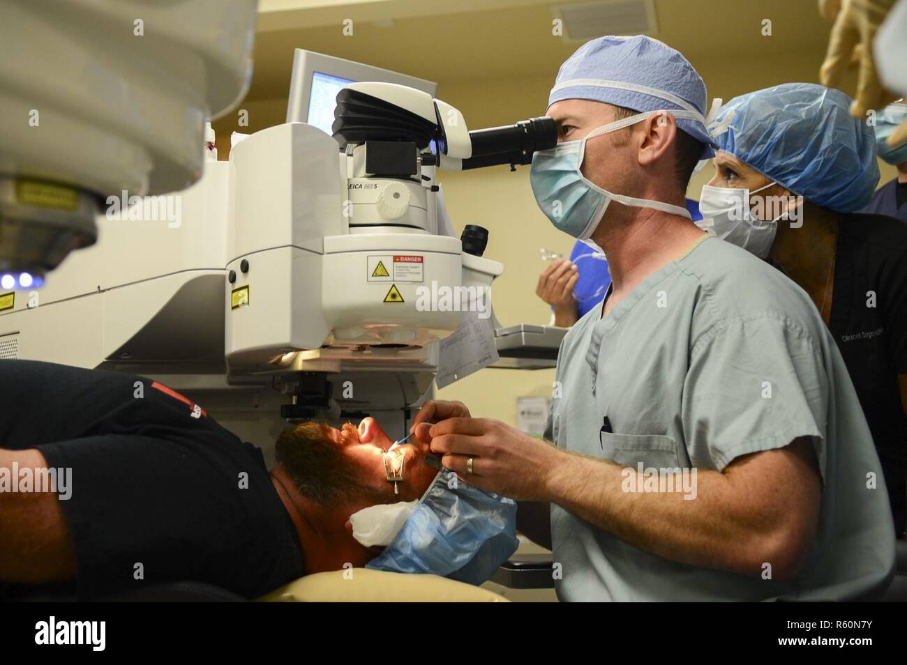 Cornea layers hi-res stock photography and images - Alamy