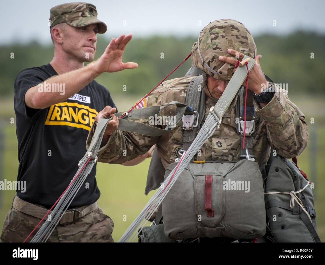 Us army rangers weapons hi-res stock photography and images - Alamy