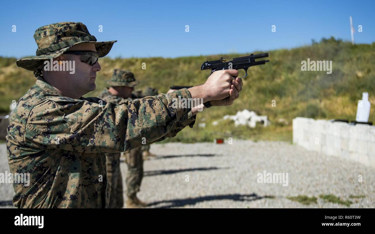 MIRAMAR, Calif – (April 20, 2017) U.S. Marines of Marine Wing ...