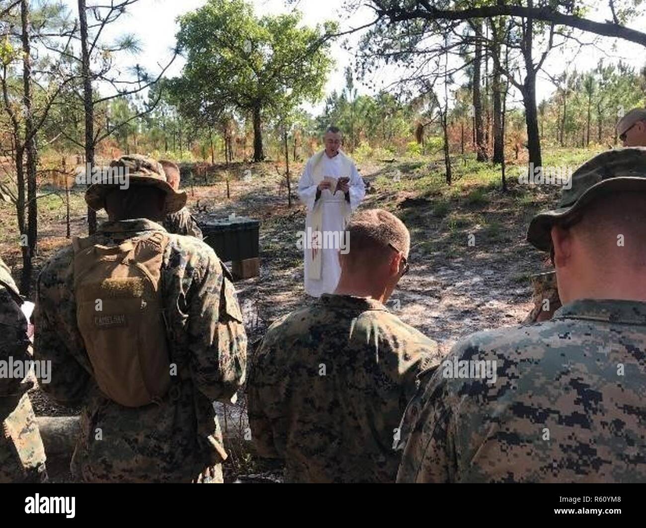 Catholic military chaplains hi-res stock photography and images - Alamy