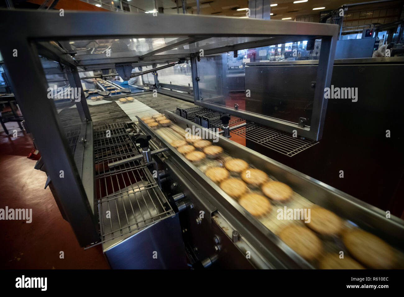 Mr kipling mince pie factory in barnsley hi-res stock photography and ...