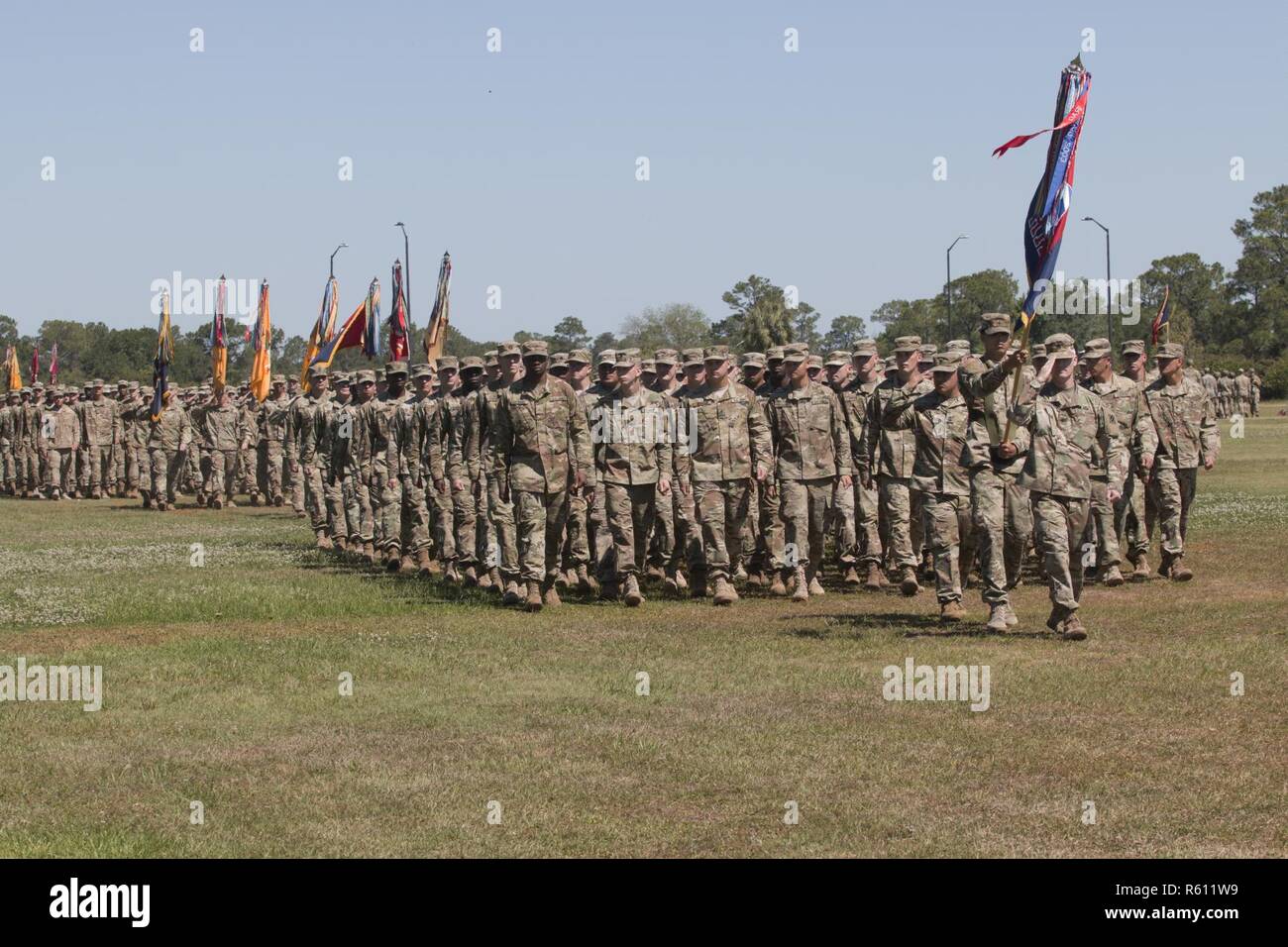 The command team and Soldiers of 3rd Infantry Division Headquarters ...
