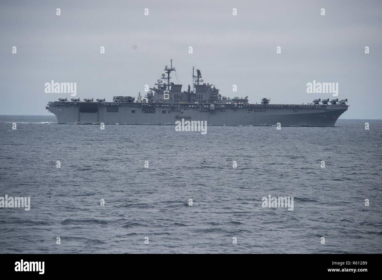 Uss essex frigate hi-res stock photography and images - Alamy