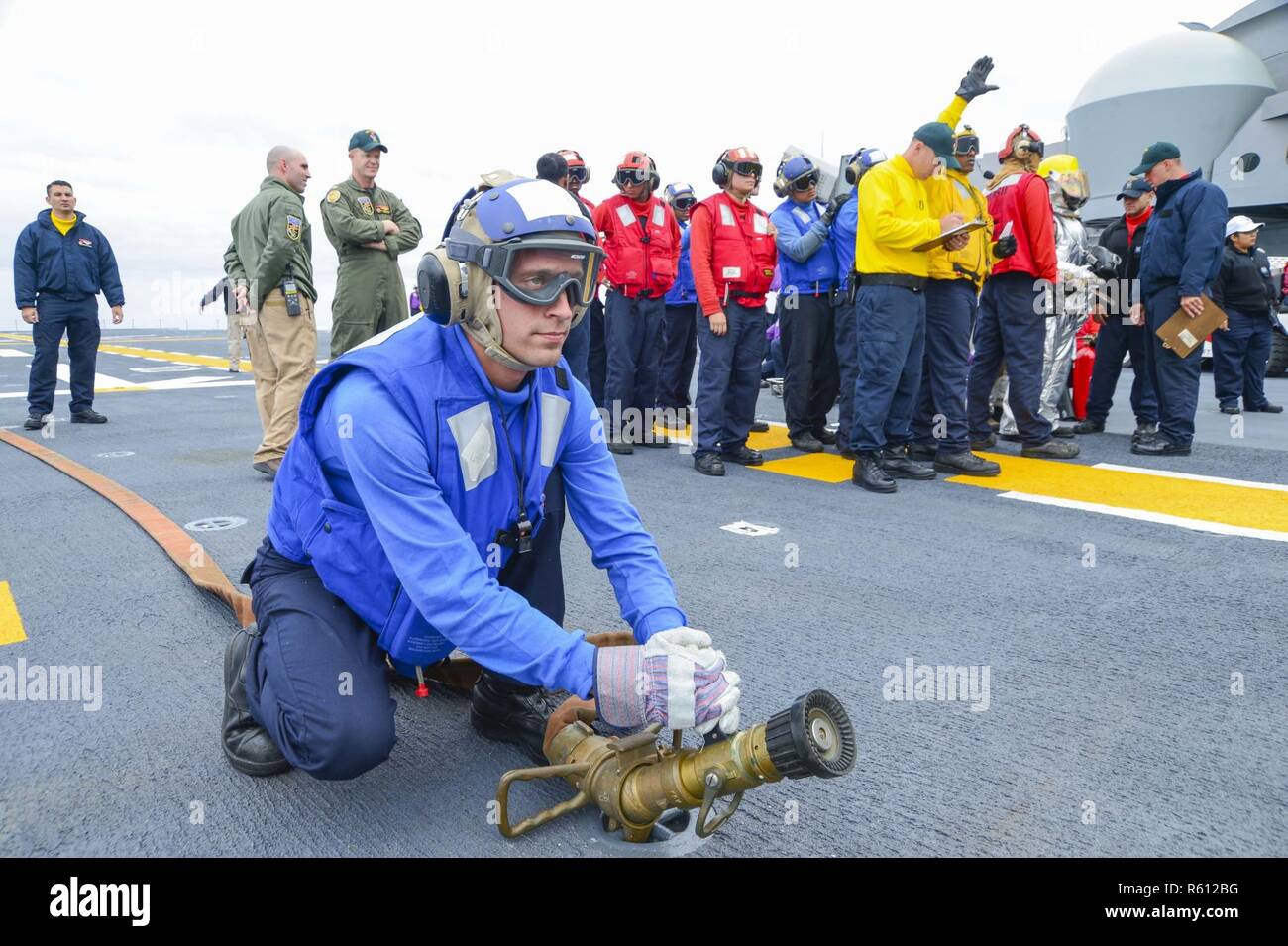 PACIFIC OCEAN (May 6, 2017) Aviation Boatswain’s Mate (Handling) 3rd ...