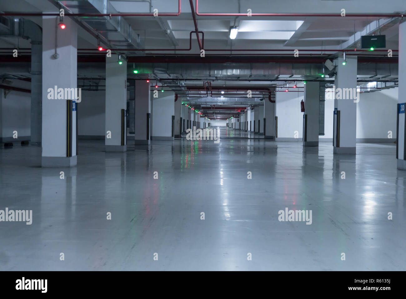 Empty Large Parking underground garage interior view Stock Photo - Alamy