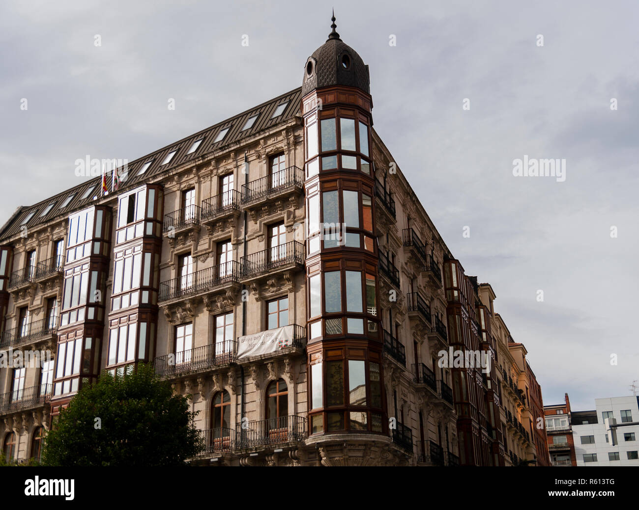 Bilbao corner building Stock Photo - Alamy