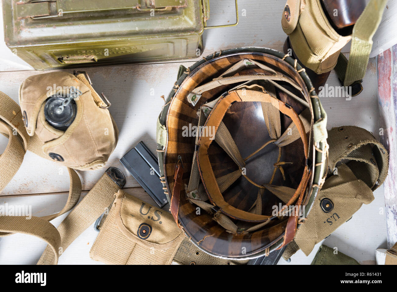U.S. military equipment and weapons of World War II Stock Photo - Alamy