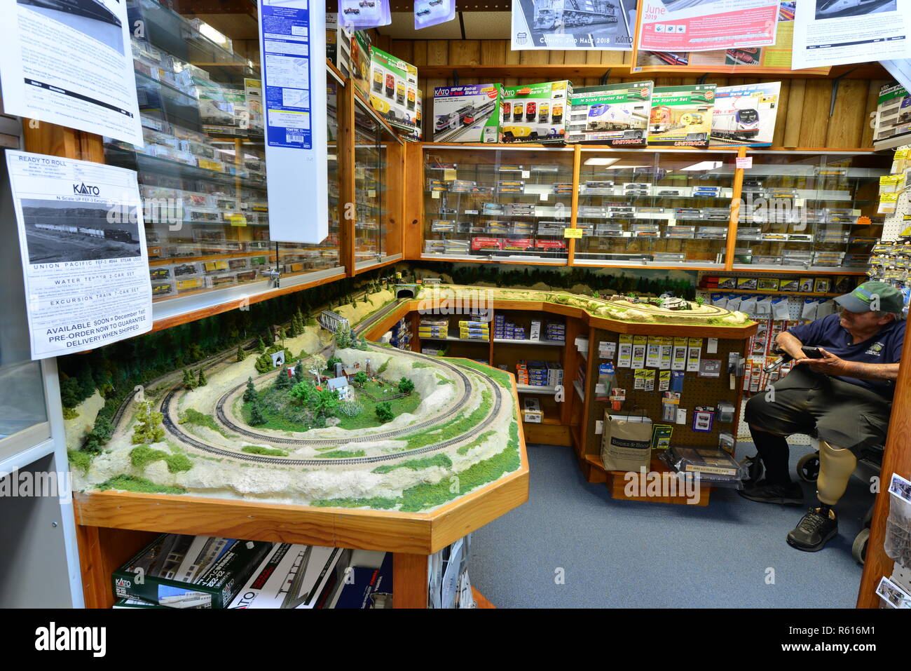 Model railway sets hi-res stock photography and images - Alamy
