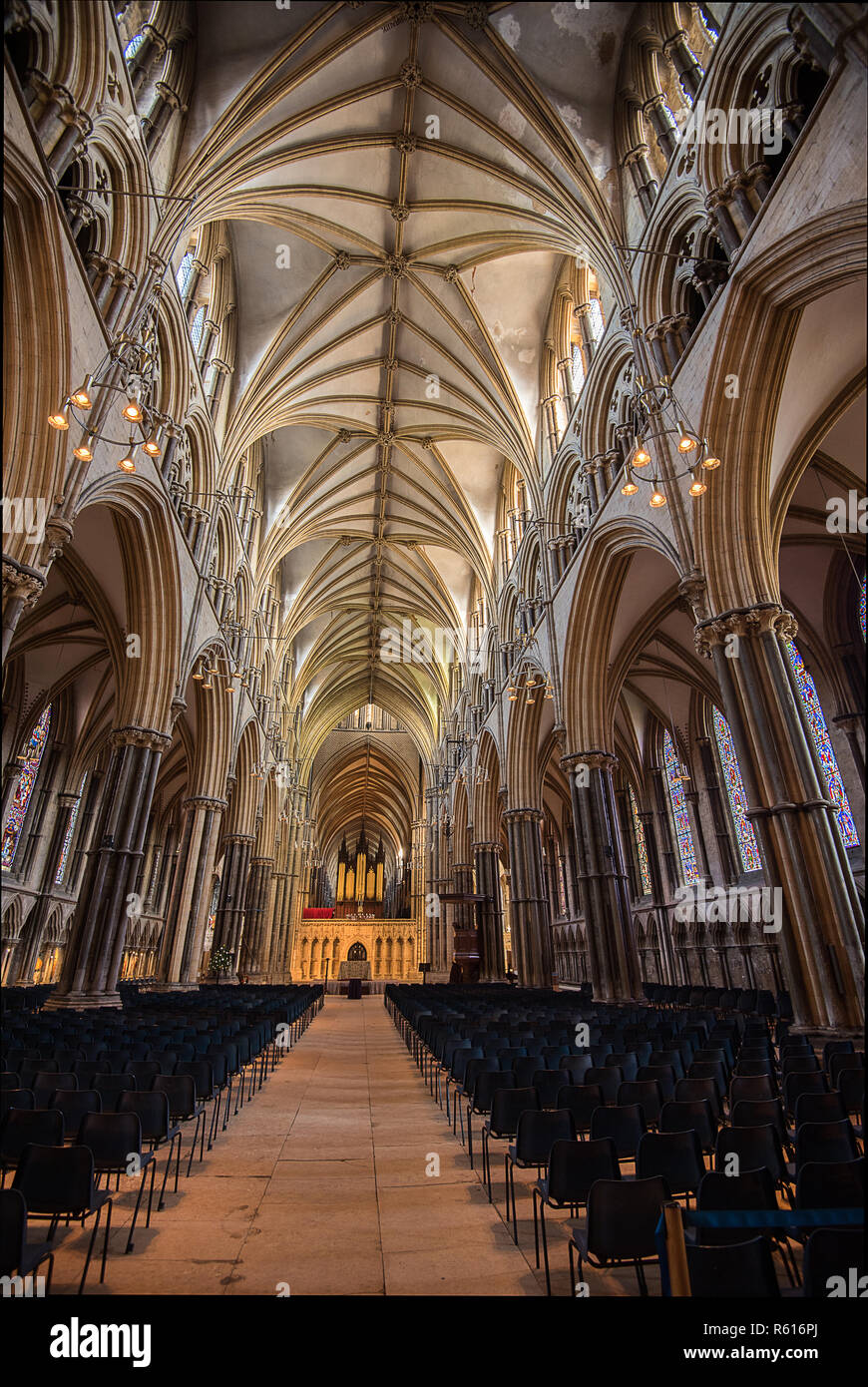 Skewed left and tierceron right vaults hi-res stock photography and ...