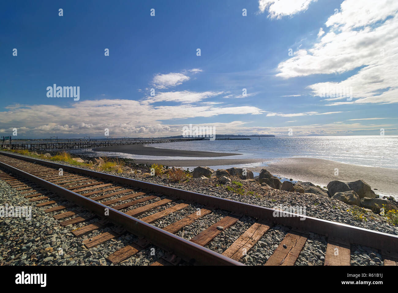 White rock pier vancouver hi-res stock photography and images - Alamy