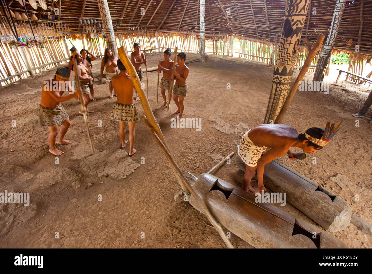 Peasants dancing in Maloca Bora of Iquitos in Peru Stock Photo - Alamy