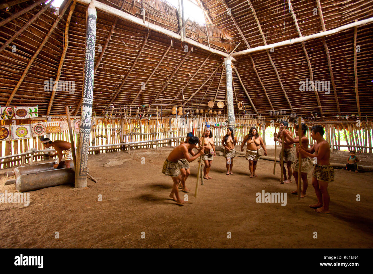 Peasants dancing in Maloca Bora of Iquitos in Peru Stock Photo - Alamy