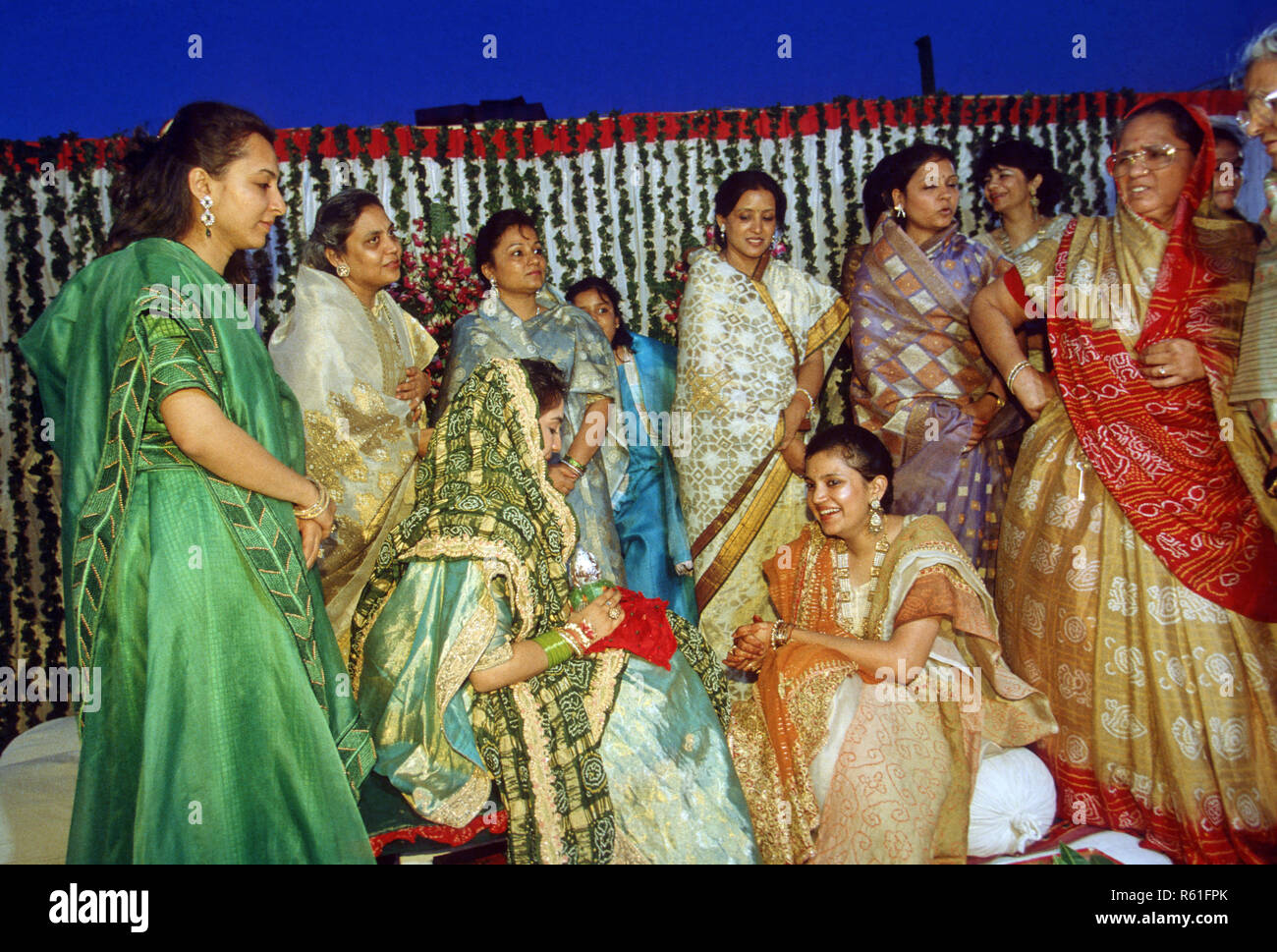 Hindu wedding ceremonies hi-res stock photography and images - Alamy