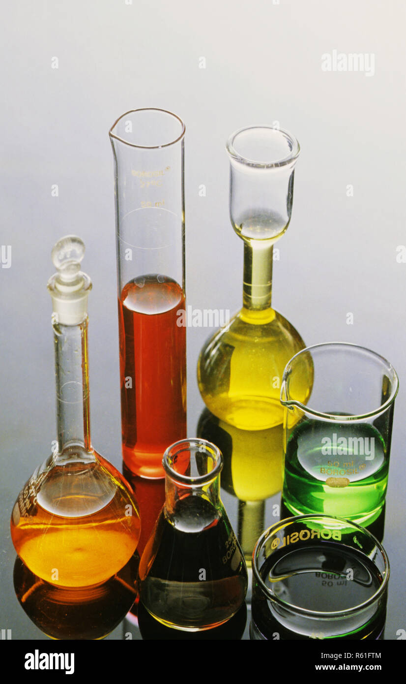 Chemicals group hi-res stock photography and images - Alamy