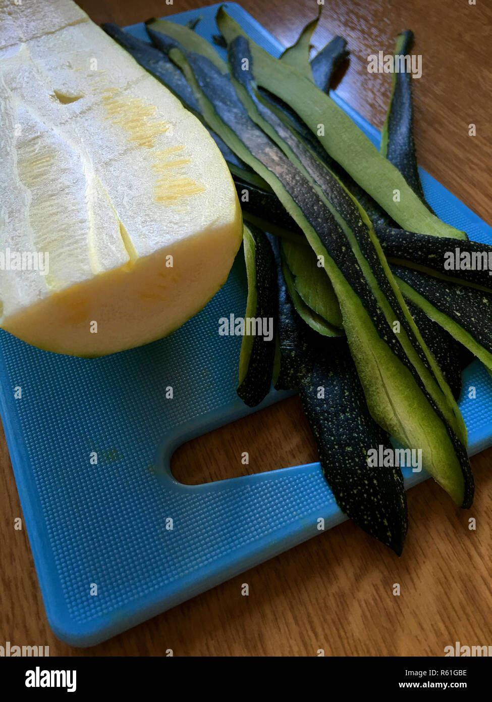 Cross section zucchini hi-res stock photography and images - Alamy