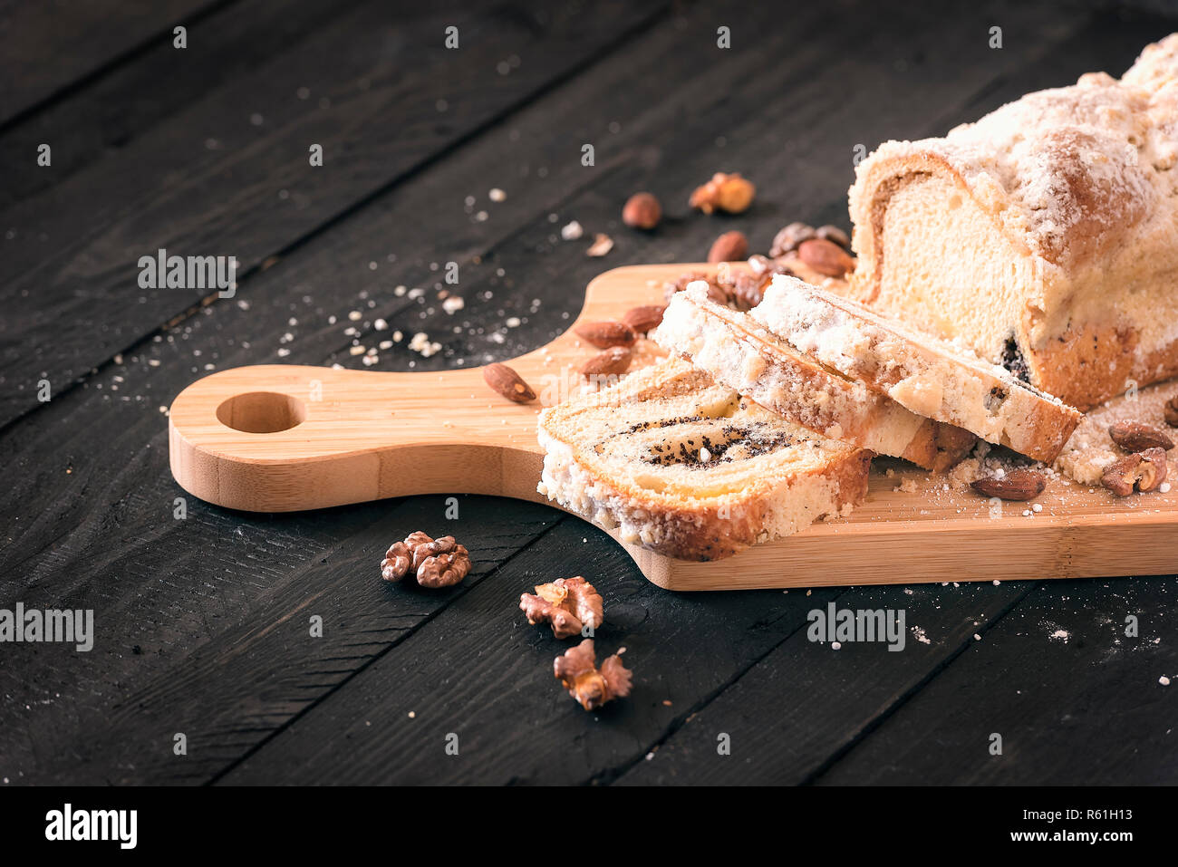 Trencher bread hi-res stock photography and images - Alamy