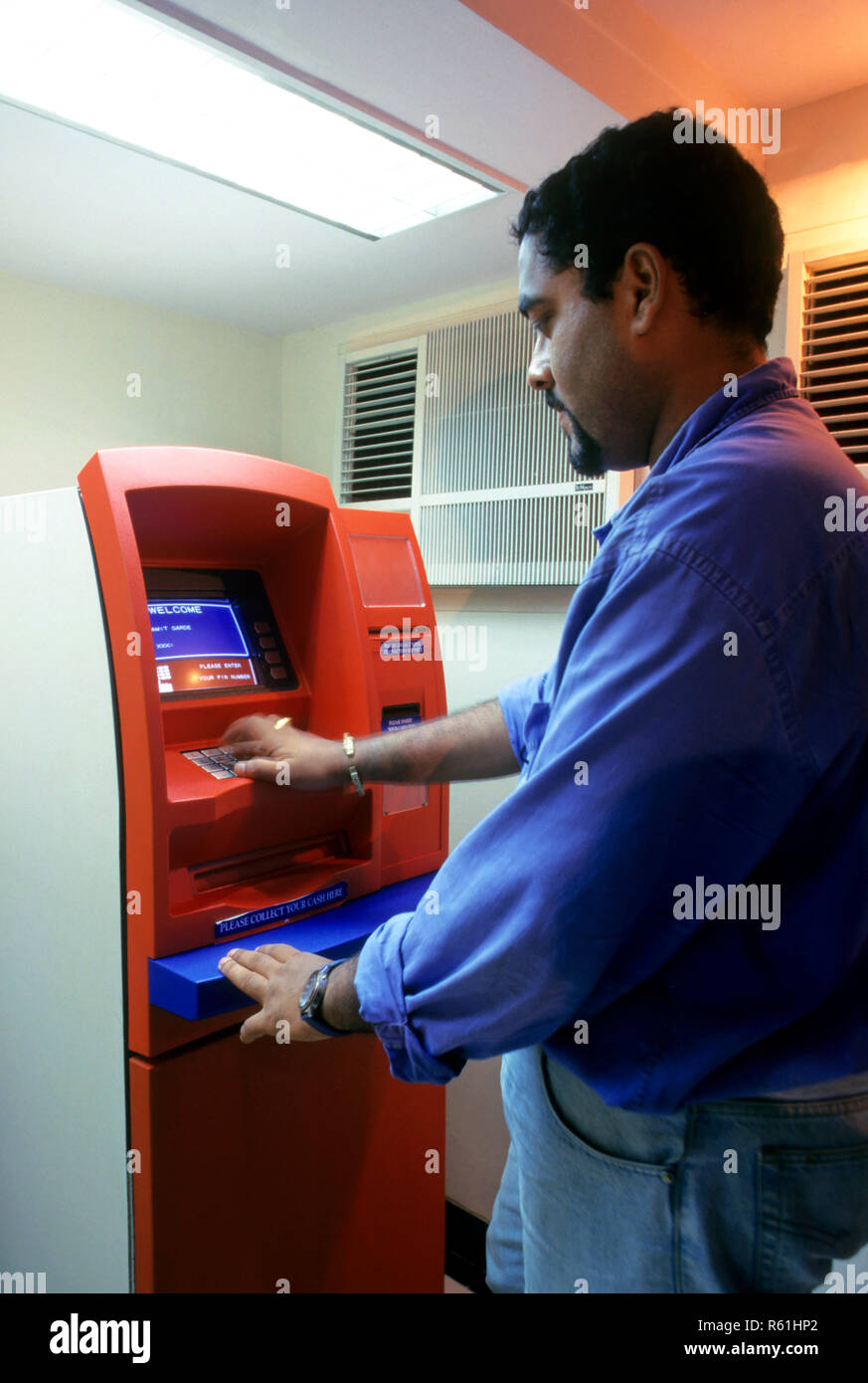 System bank hi-res stock photography and images - Alamy