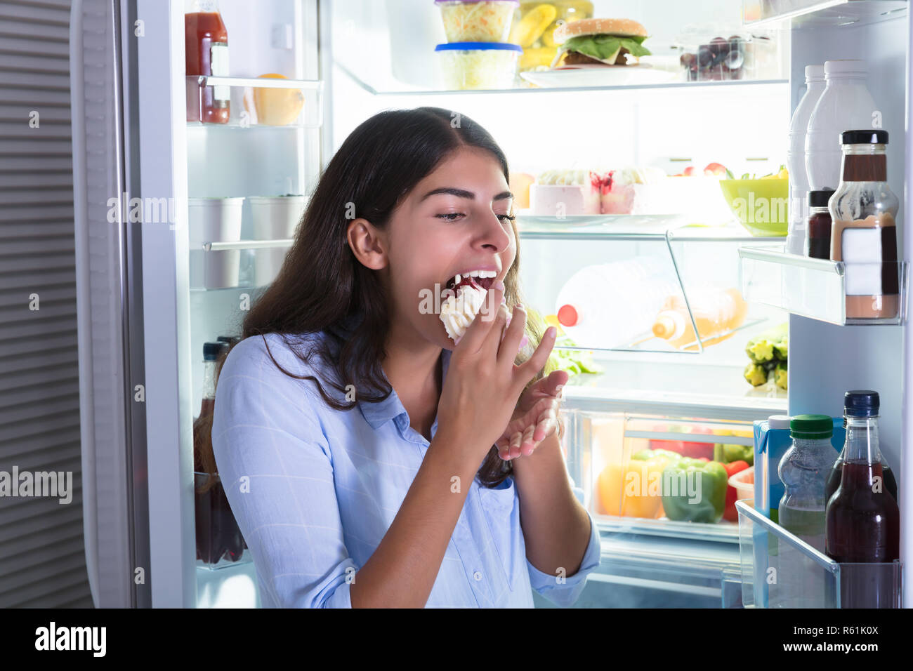 (house door) (home) (food) (cake) hi-res stock photography and images ...
