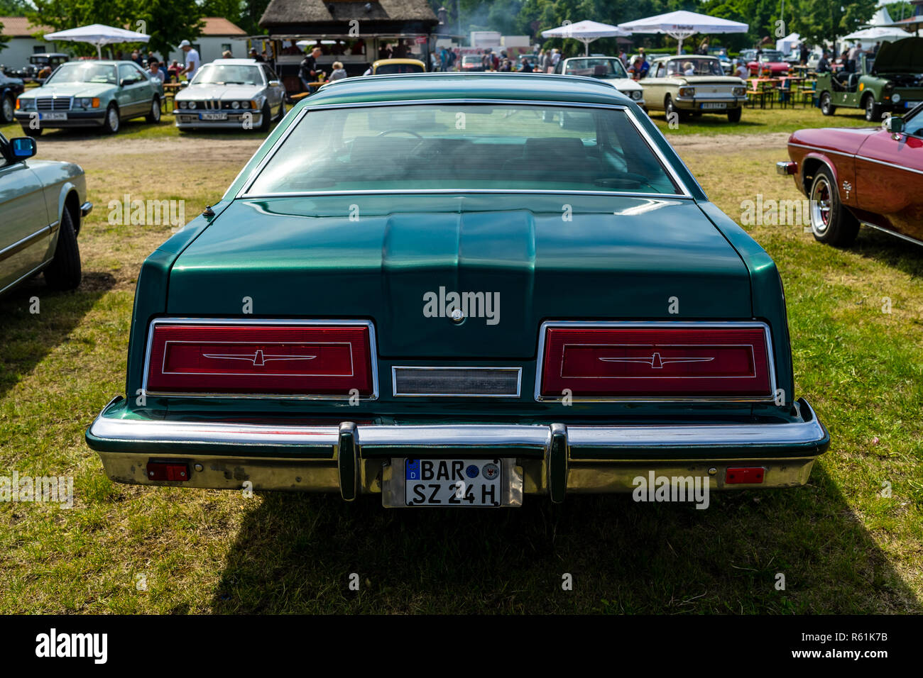 Ford thunderbird rear hi-res stock photography and images - Alamy