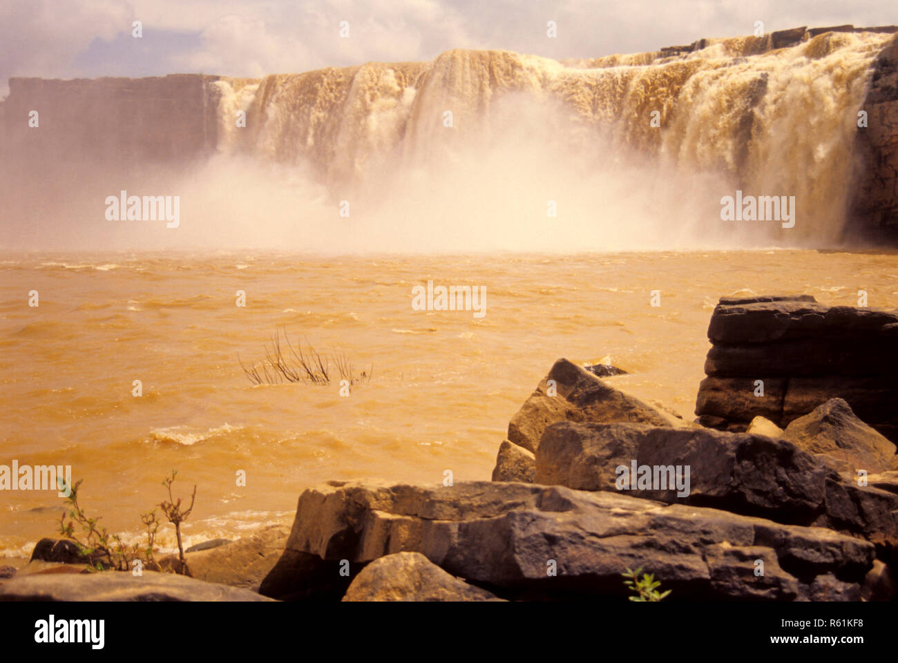 Chitrakoot falls on Indravati river, Jagdalpur, Chhattisgarh, India ...