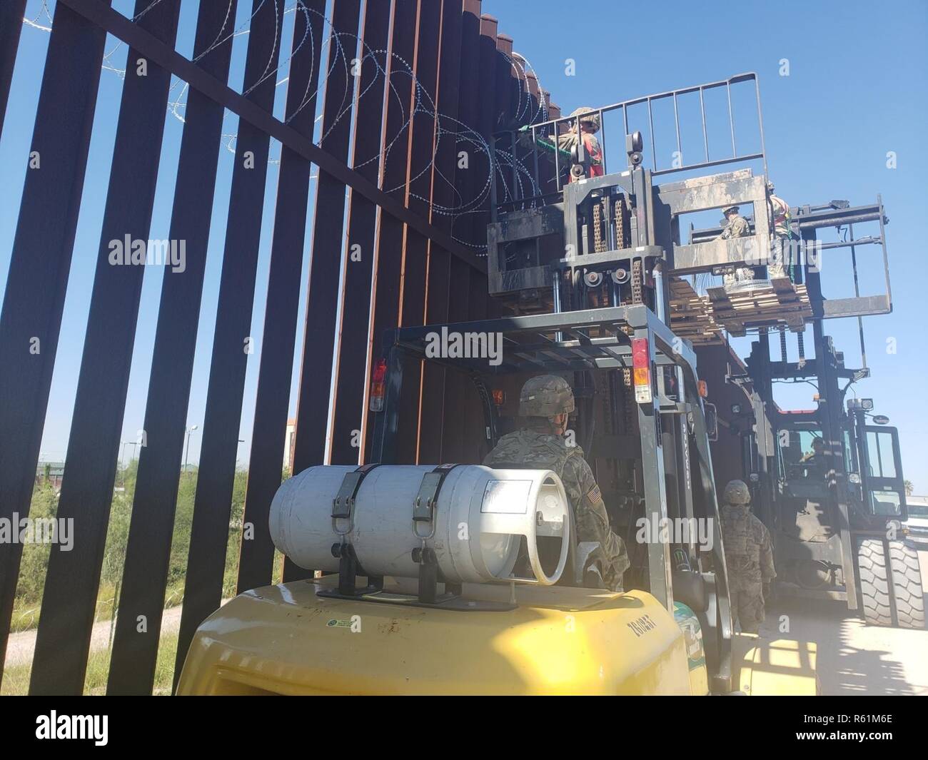 Soldiers from the 41st Clearance Company, 4th Engineer Battalion, 36th ...