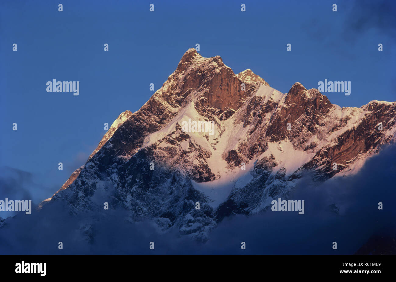 Swargarohini hi-res stock photography and images - Alamy