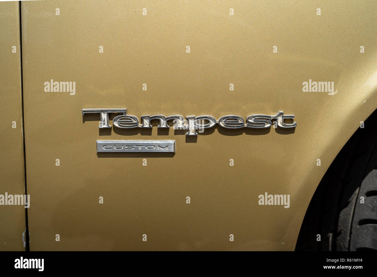 Logo custom hi-res stock photography and images - Alamy