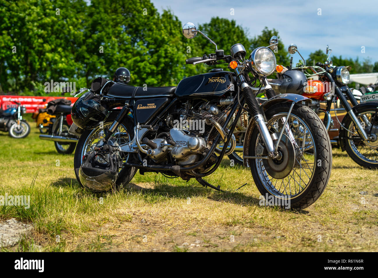 Classic british motorcycle hi-res stock photography and images - Alamy