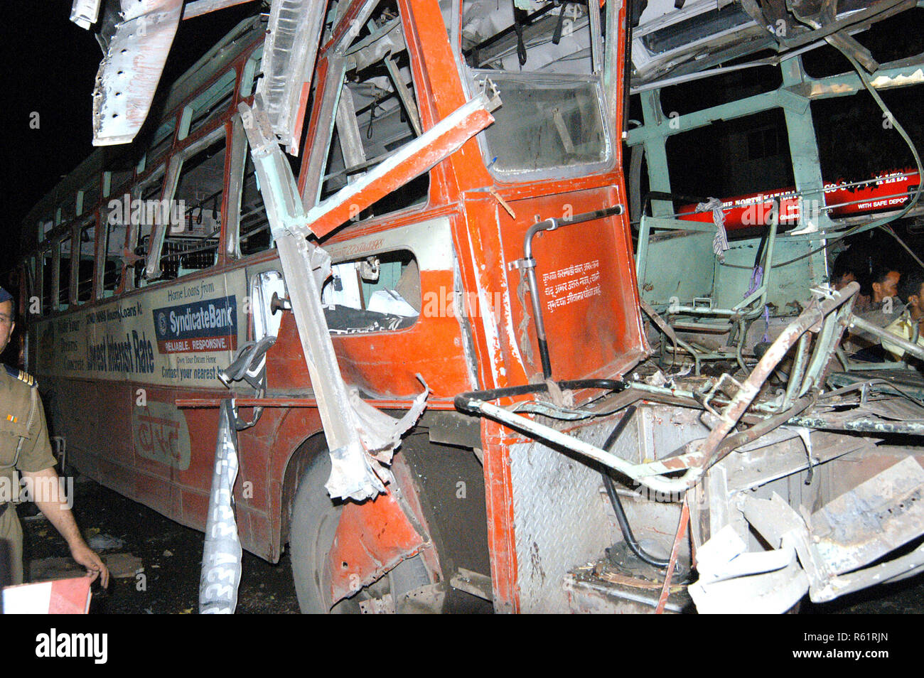 Bomb blast on BEST Bus near Ghatkopar Telephone Exchange Vehicle Auto ...