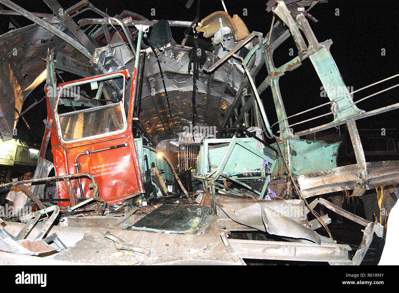 Bomb blast on BEST Bus near Ghatkopar Telephone Exchange Vehicle Auto ...