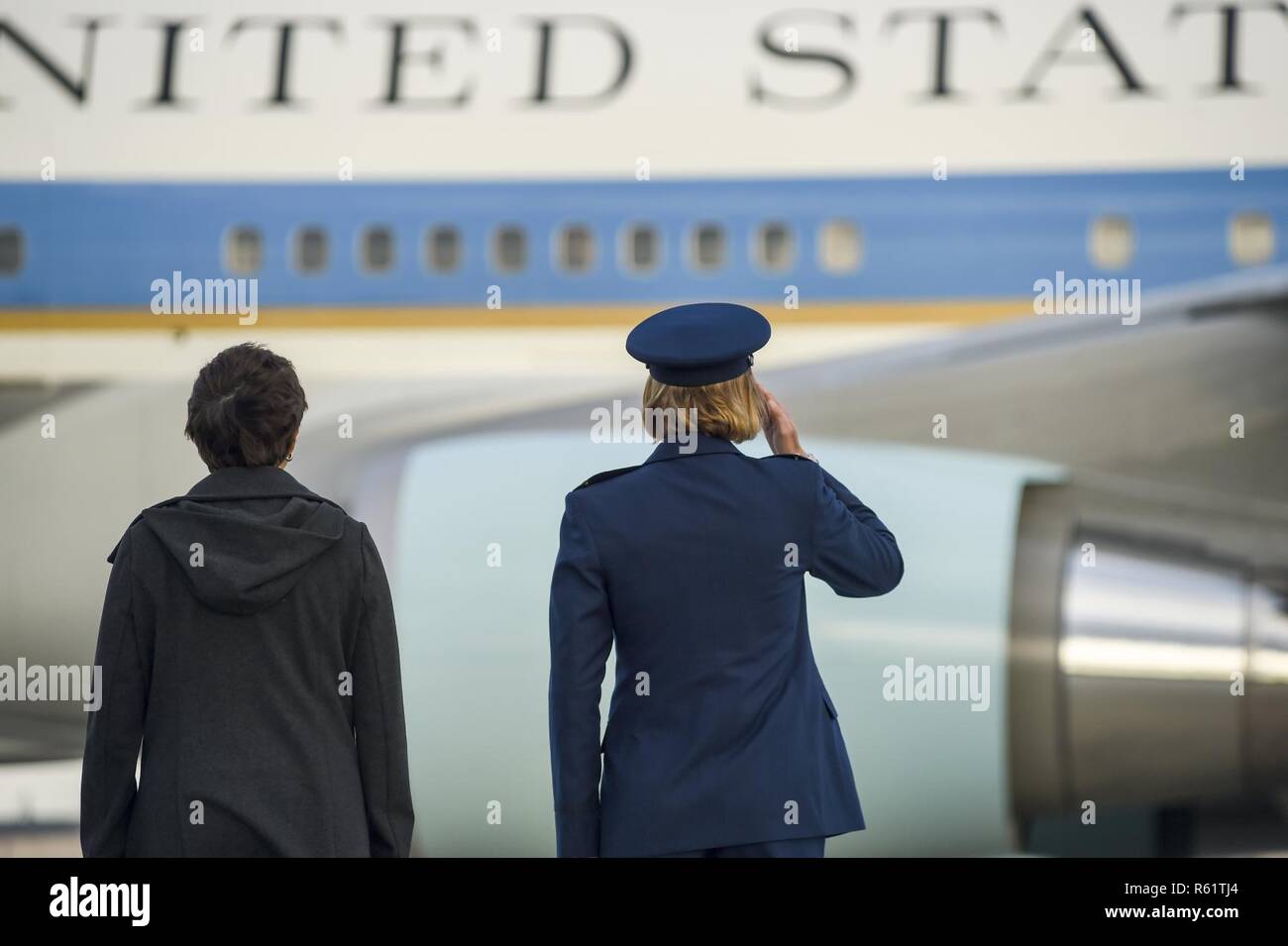 Col. Rebecca Sonkiss, 89th Airlift Wing commander, and her wife, Kathy ...
