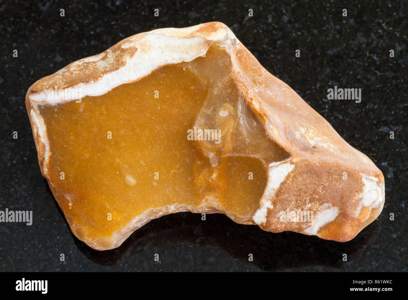 Flint rock sample sedimentary hi-res stock photography and images - Alamy