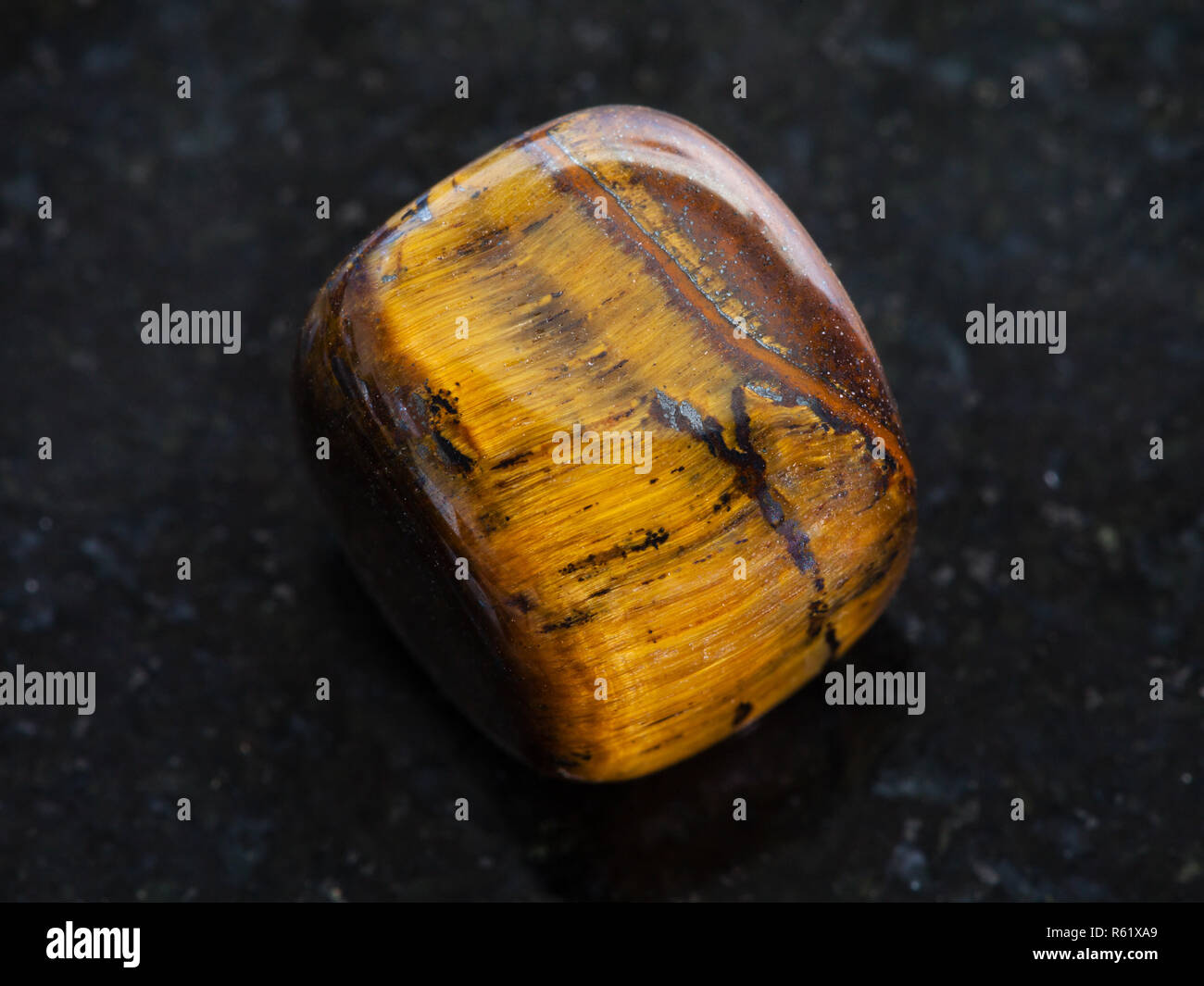 Tigereye jewellery hi-res stock photography and images - Alamy