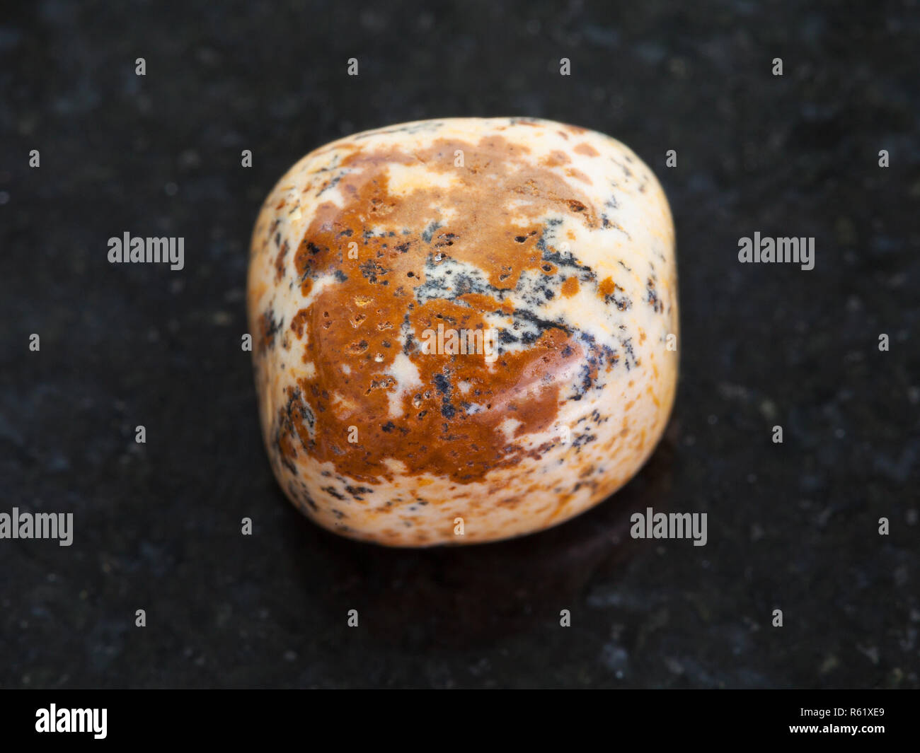 Dark brown jasper hi-res stock photography and images - Alamy