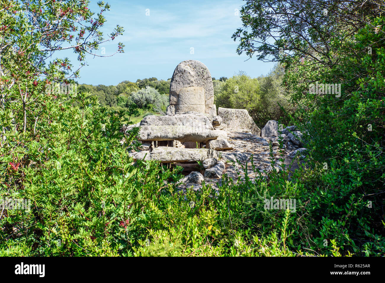 tomba di giganti coddu vecchiu giant grave megalithic tomb sardines ...
