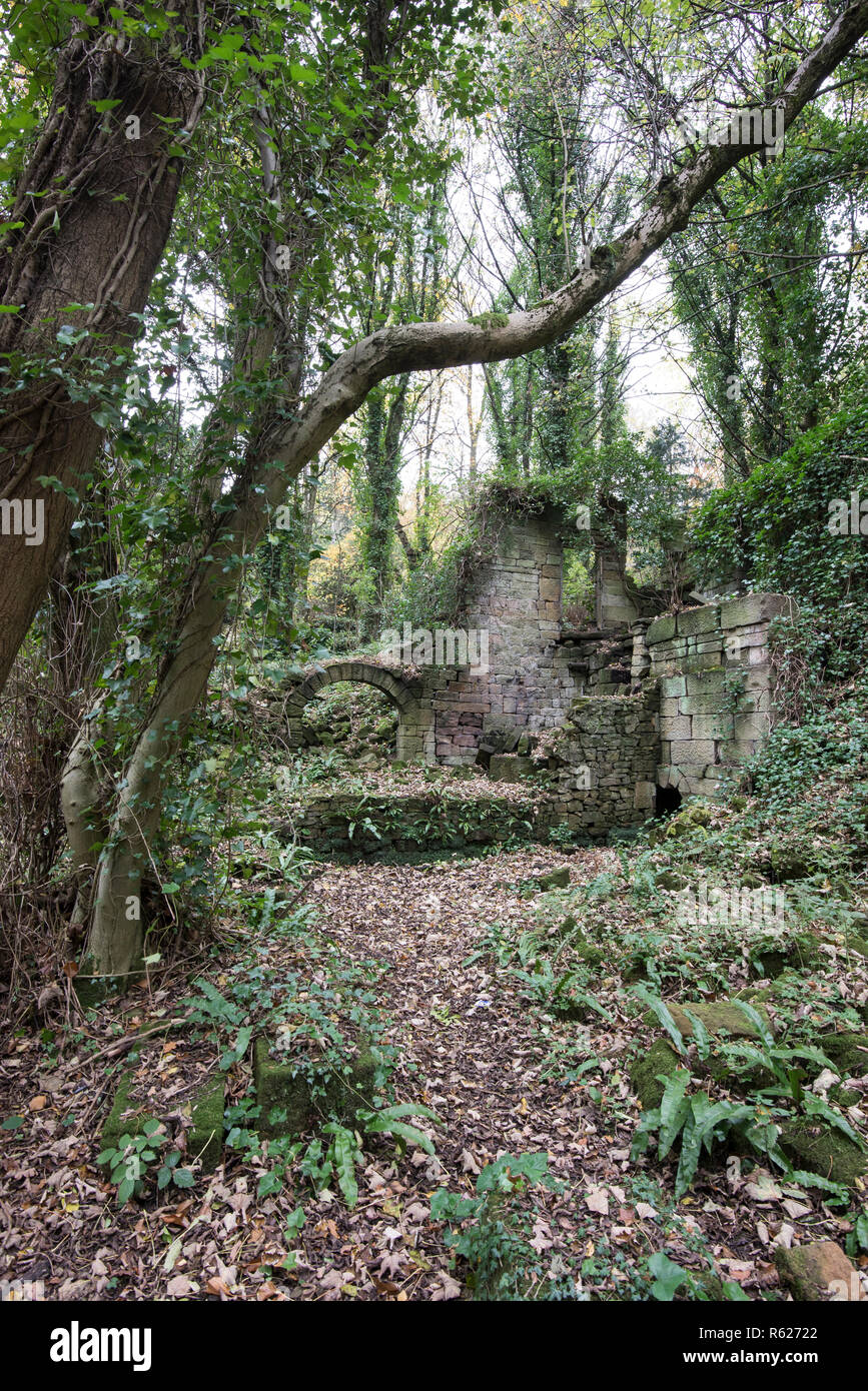 Ruins of old mills at Lumsdale on the outskirts of Matlock. An rea of ...