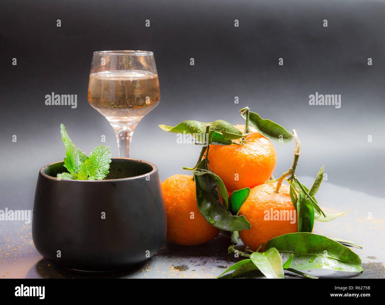 Coloured mandarins hi-res stock photography and images - Alamy