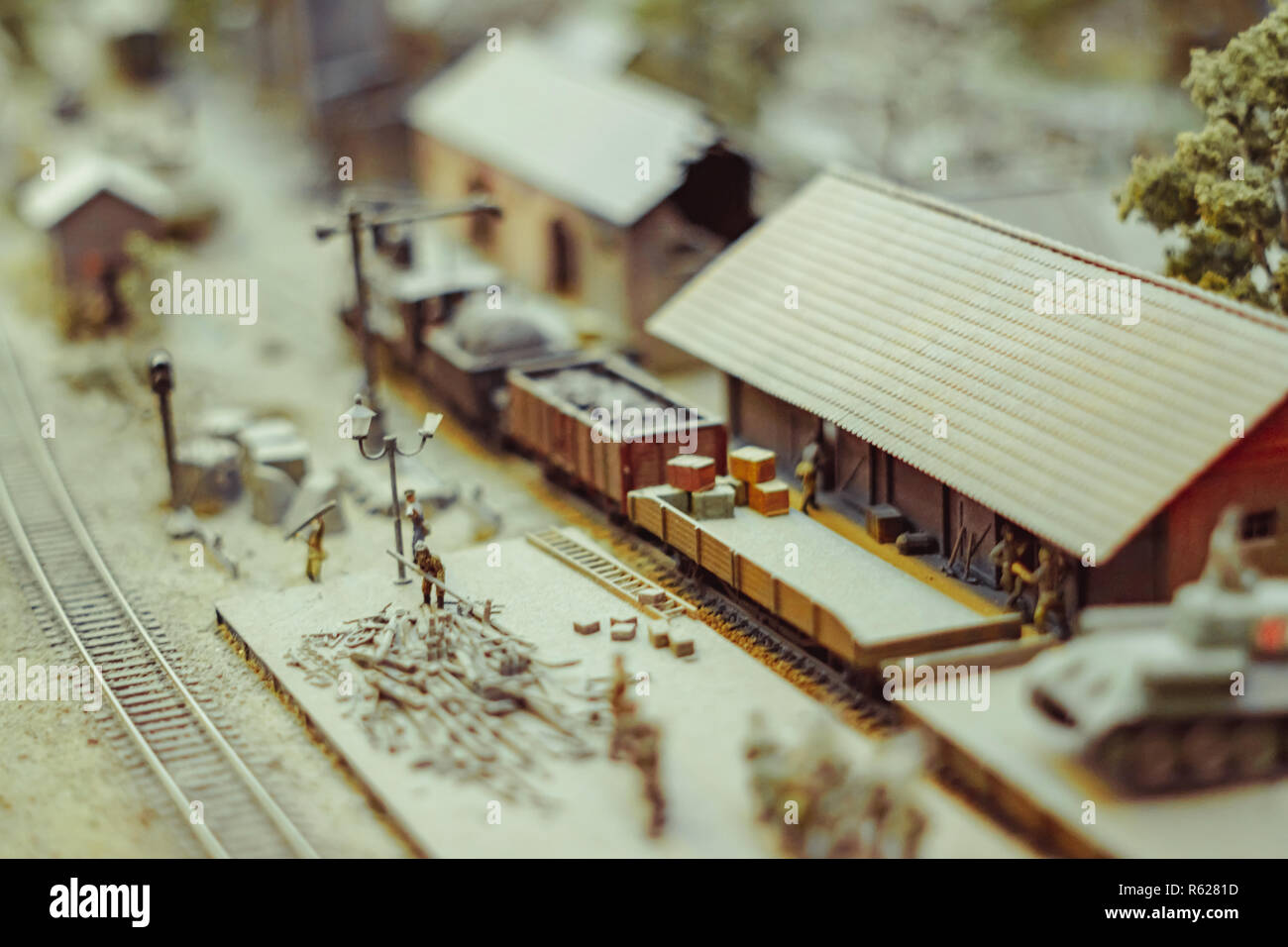 Mini army tanks hi-res stock photography and images - Alamy