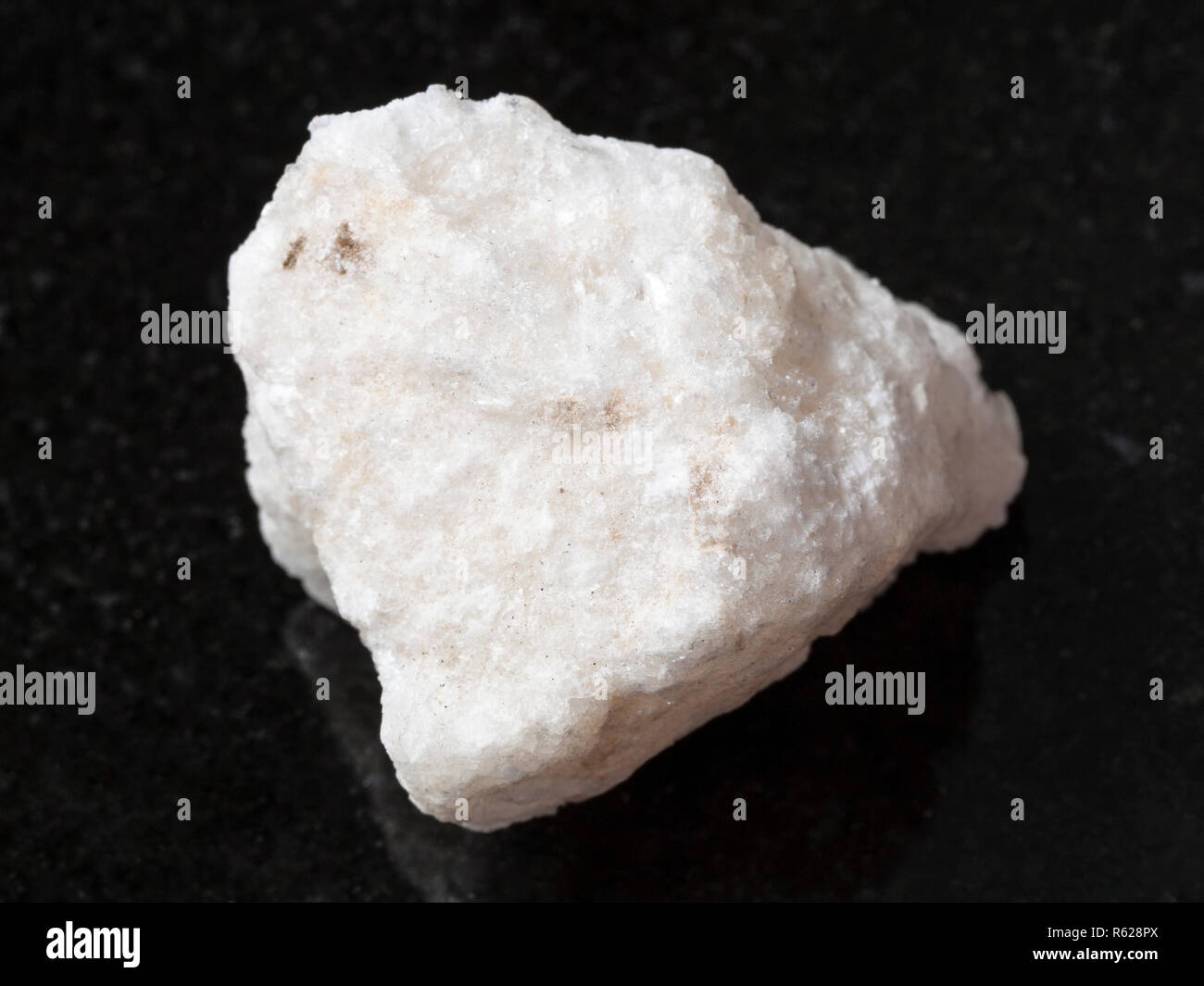 Geology anhydrite rock hi-res stock photography and images - Alamy